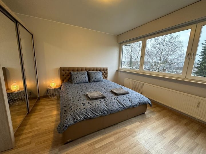 Spacious 2 Bedrooms Kirchberg Flat + Terrasse - Luxembourg
