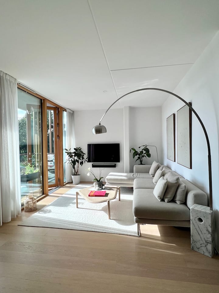 Modern Cozy Apartment In Iconic 79&park, Stockholm - Stockholm