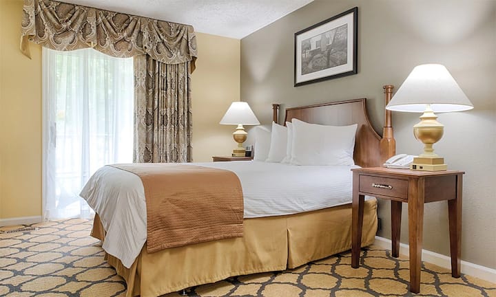 Patriots Place 1 Bedroom - Williamsburg, VA
