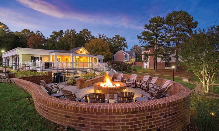 Patriots Place 2 Bedroom - Williamsburg, VA
