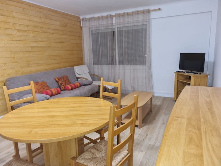 Au Coeur D Ax

 "T3 Balcon Linge De Maison Inclus" - Ax-les-Thermes