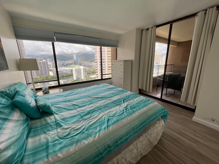 Cozy Vacation Getaway - Honolulu, HI