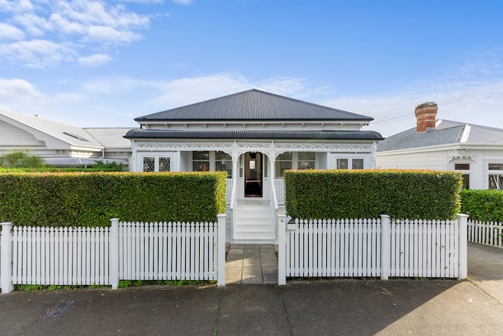 Premium Ponsonby Pad - 1 - Auckland