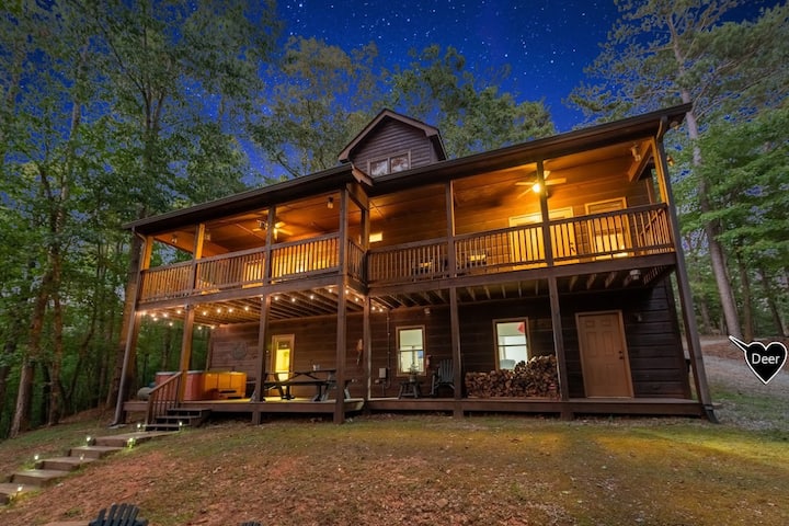 Deerwoodslodge, Ellijay Ga, Mountain Cabin-hot Tub - Ellijay, GA