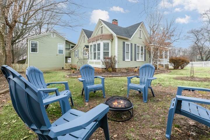 Washington Willow Historic House - Downtown Fay - Fayetteville, AR