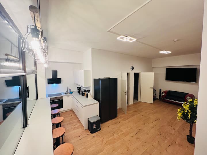 Great Flat | 6 Beds | 3 Bedroom | Parking | Wifi - Erwitte