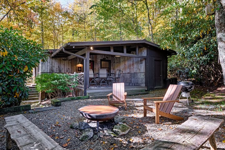Highlands Cabin 6 Mins To Town And Pet Friendly - Highlands, NC