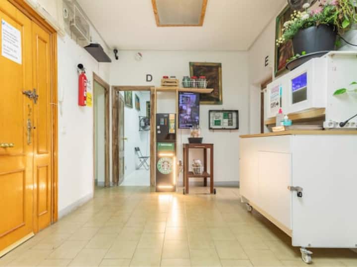 H) Habitación  Sin Ventana. / Leer Descripción. - 