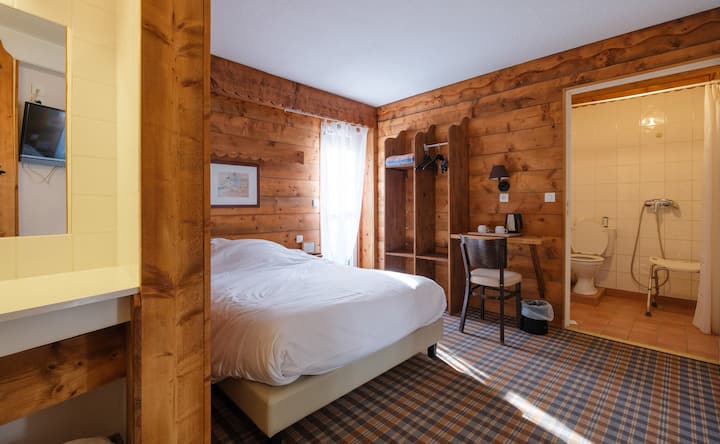 Confortable Chambre Double - Châlons-en-Champagne
