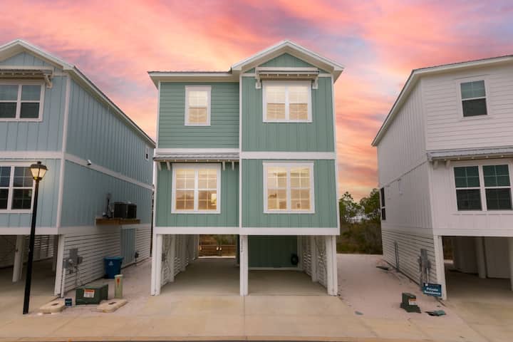 Walk To The Beach! Pool&golf Cart! 6 Beds/4 Baths! - Orange Beach, AL