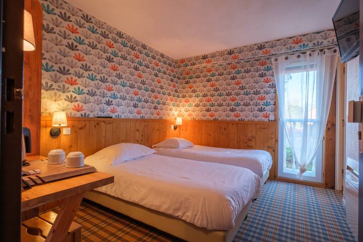 Confortable Chambre 2 Lits - Châlons-en-Champagne