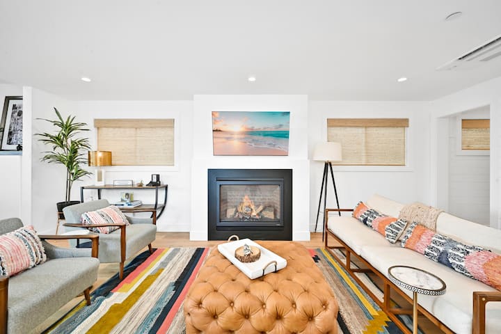 5 Bedroom Luxury Duplex Across From The Beach - Newport Beach, CA