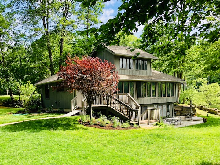 Cozy Home W/private Beach On Candlewood Lake - Squantz Pond, CT