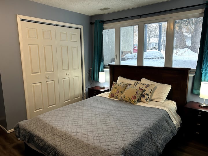 Affordable Comfortable Private Bedroom - Eden Prairie, MN