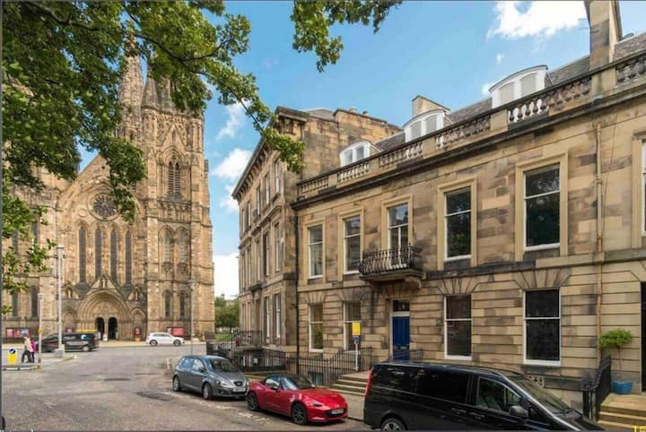 Quirky West End Edinburgh House - Edinburgh