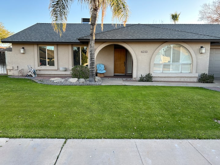 Superbowl Getaway House - Glendale, AZ