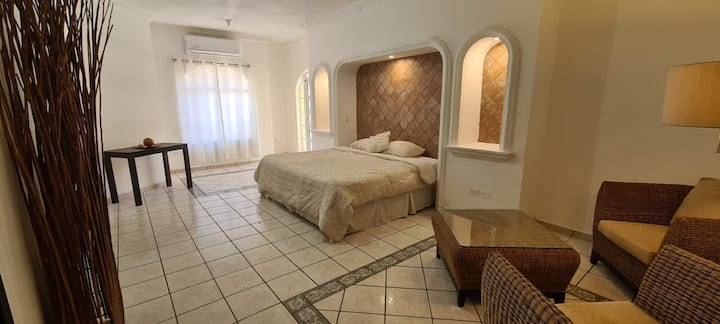 Habitación Privada (Roma) Con Alberca - San José del Cabo