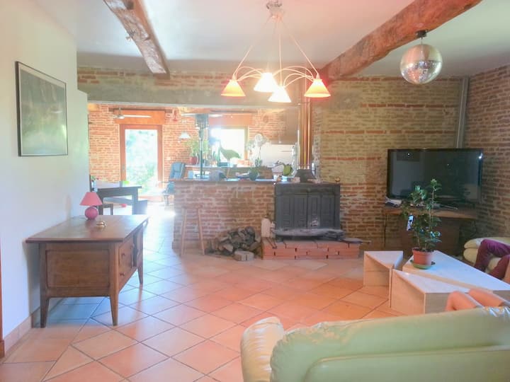 Guinguette Ou Dortoirs De 2, 6, 8 Ou 14 Lits - Nailloux