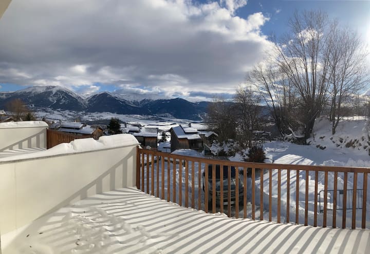 Town Centre With Amazing Mountain Views - Font-Romeu-Odeillo-Via