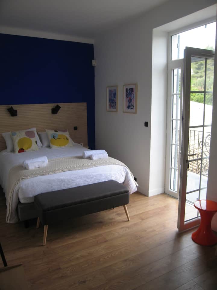 Chambre D'hôte Bleu Klein - Nîmes