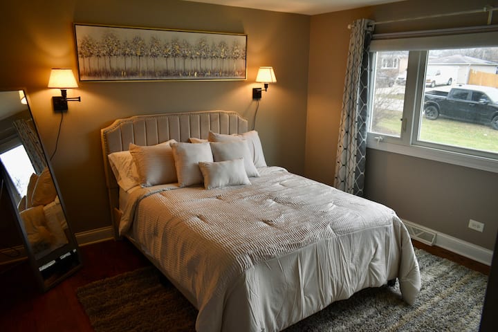 Glen Ellyn Home - Mallard Lake