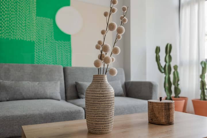 Centro De La Ciudad Oasis 3 Hab. Y Patio - Málaga