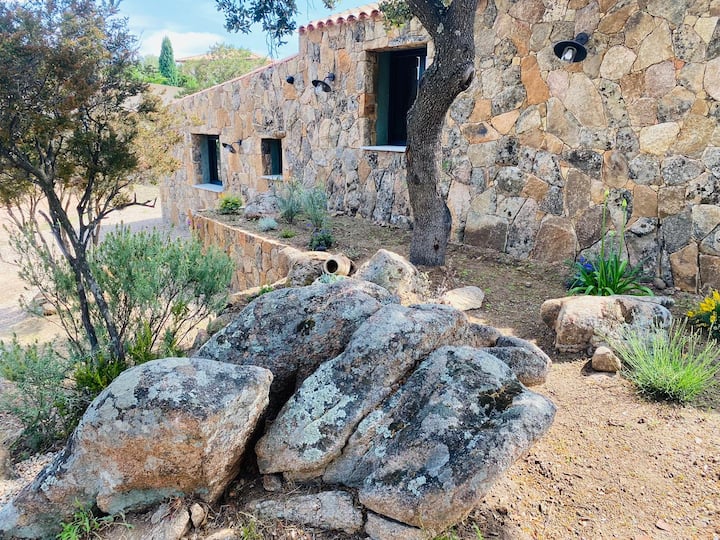 Maison Vue Mer Entre Palombaggia Et Santa Giulia - Plage de Palombaggia