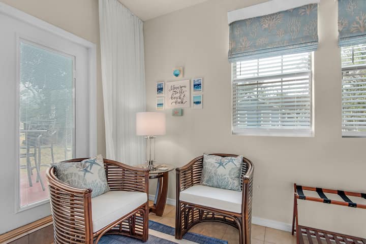 Cozy Bayou Cottage - Just Steps From The Water - Brent, FL