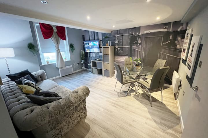 Sleek Liverpool Stay • Top Location + Cozy Vibes - Tate Liverpool