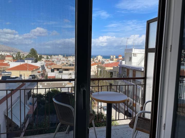 2 Bedroom Apt With A Sea View - Хиос