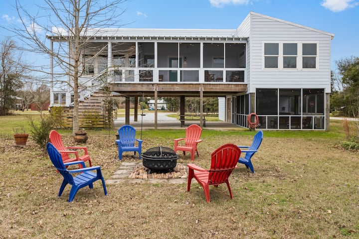 Tide Retreat | Walk To Beach | Hot Tub & Fire Pit - Buccaneer State Park, Waveland