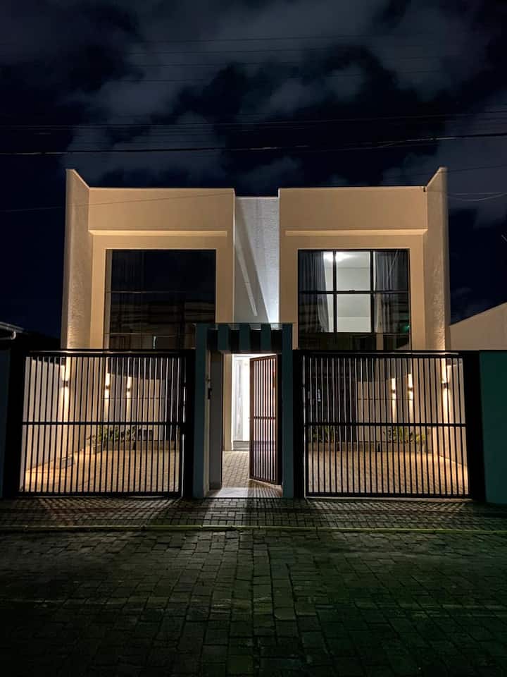 Apto 101 Novo E Aconchegante Centro-navegantes. - Navegantes