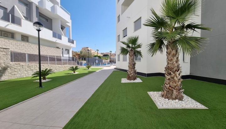 Relax With Your Family. La Zenia, Villamartin. - La Zenia