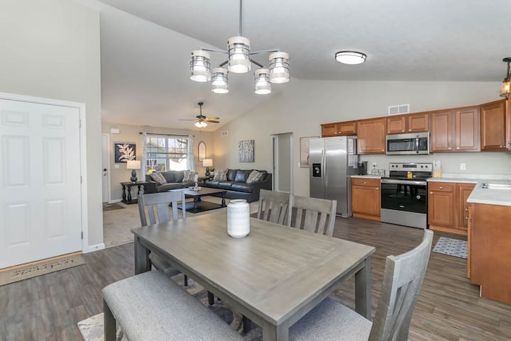 Brand New Home Among The Nook In Hamilton, Ohio - Hamilton, OH