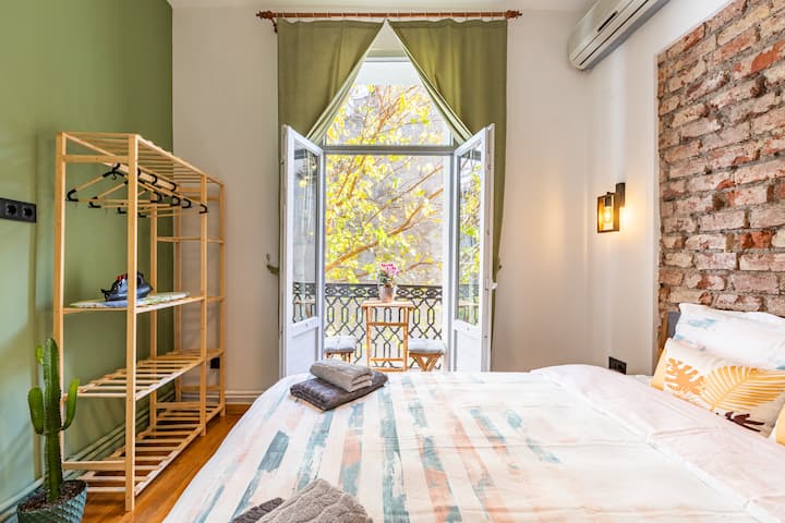 House Of Serenity: 3br, 2ba, Balcony, @Galata - Istanbul