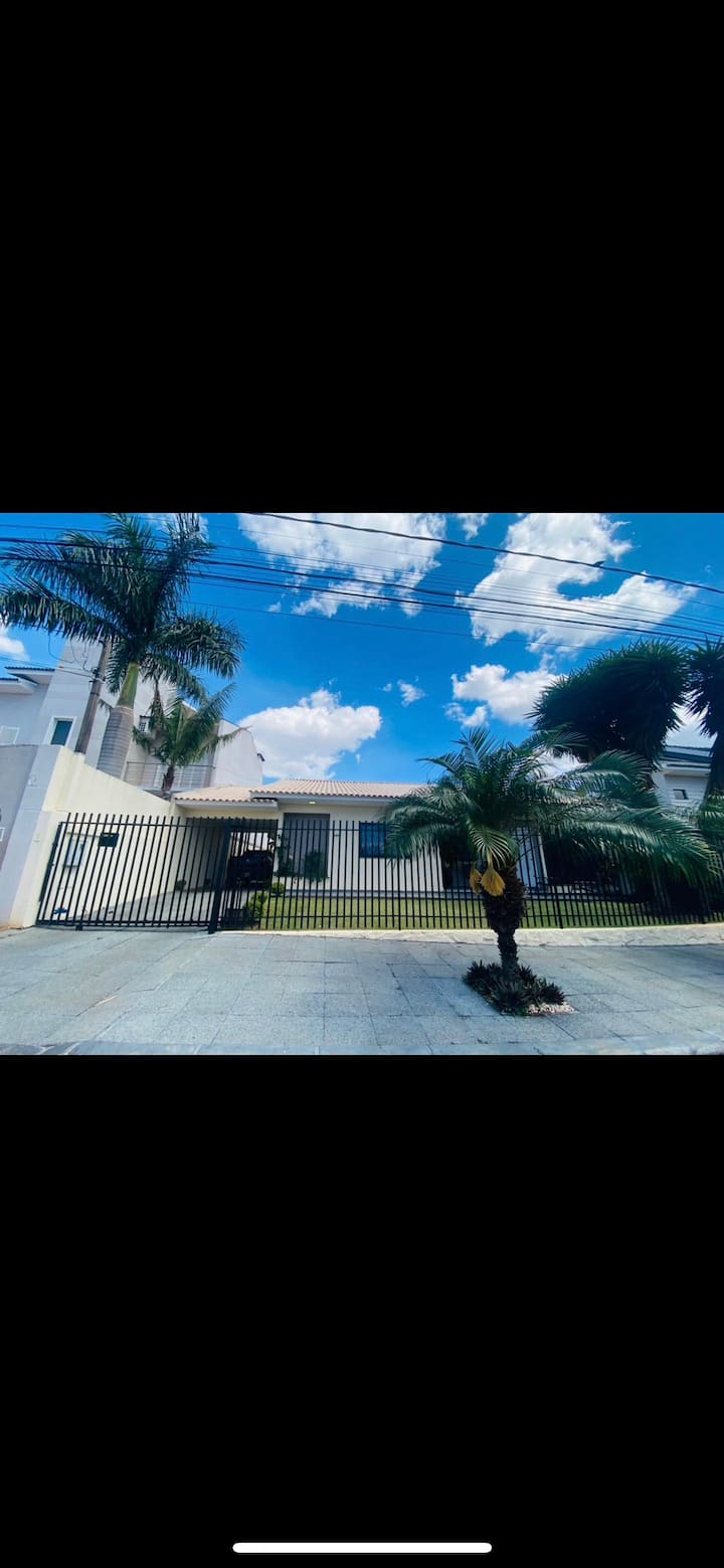 Linda Casa Com Piscina - Cascavel
