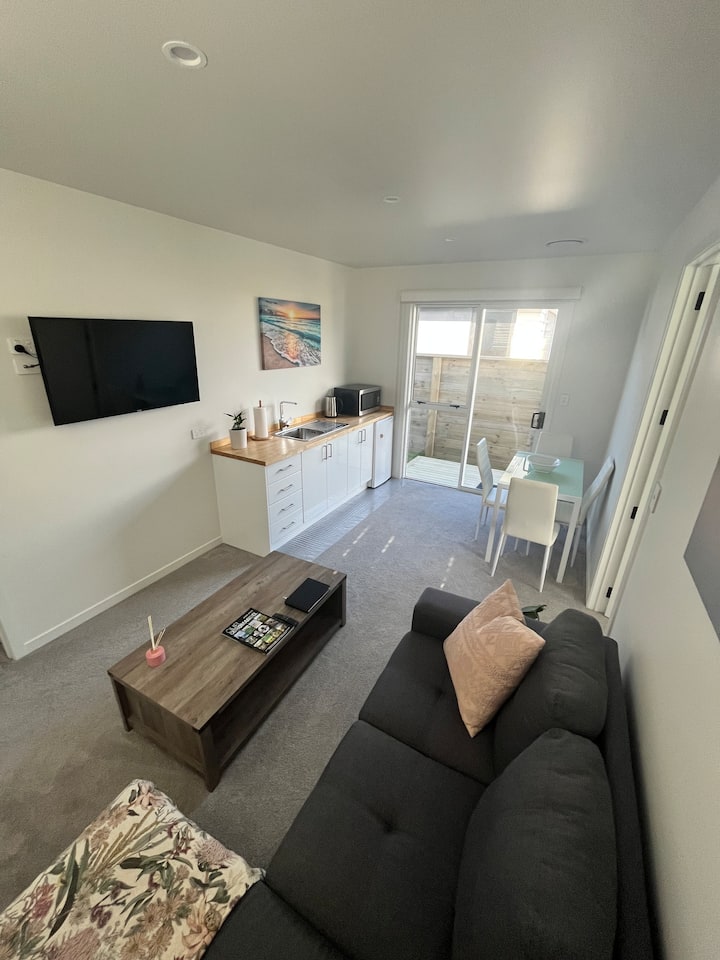 Sea Escape Canal Front Access - Whitianga