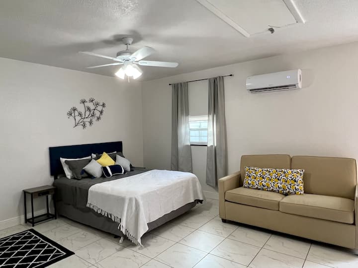 Cozy Loft W/patio, Bbq & Kitchen | Near Disney&mco - Winter Park, FL