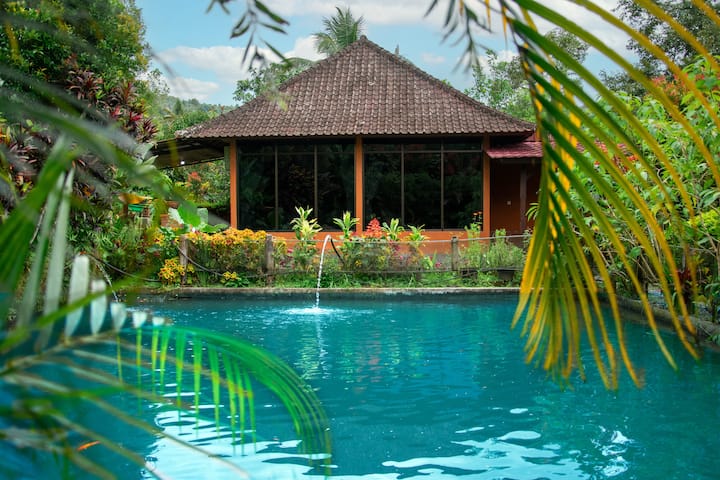 Garden Cottage In Magic Mountains - Munduk