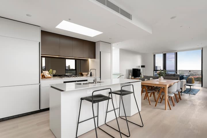 Ultra Modern 3 Bedroom Apartment In North Sydney - North Sydney
