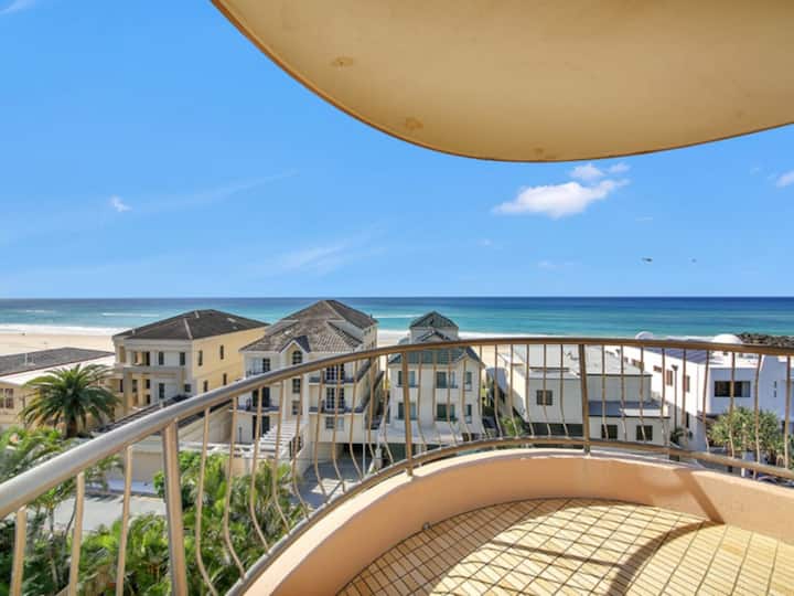 Palm Beach Stunning Ocean Apartment! - Tweed Heads