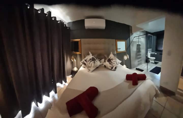 Self Catering Apartment No. 8 - Christiana