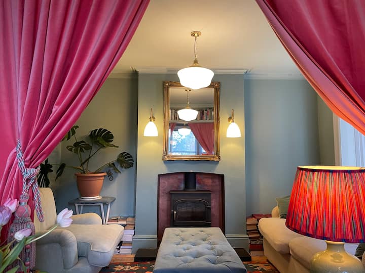 Gorgeous Family Home In Canterbury - Canterbury