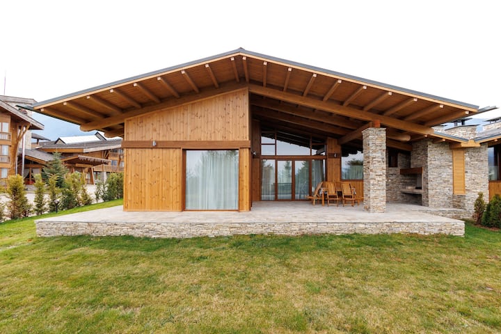 Alpin Chalet In Golf Resort - Bulgarien