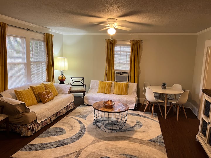 Cozy & Peaceful Cottage Near Sgmc, Vsu, Down Town - Valdosta