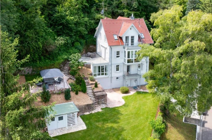 Beautiful Urban Villa Semi-high Location-top View! - Ostfildern
