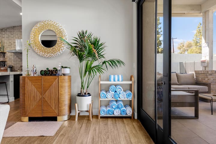 Zen Boho House: Yoga Room, Heated Pool, Xl Hot Tub - 