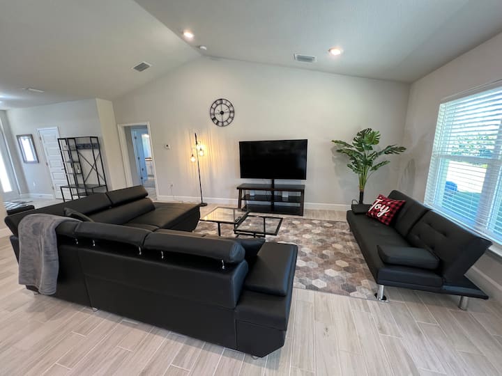 New 4bd Vcation Home - North Port, FL