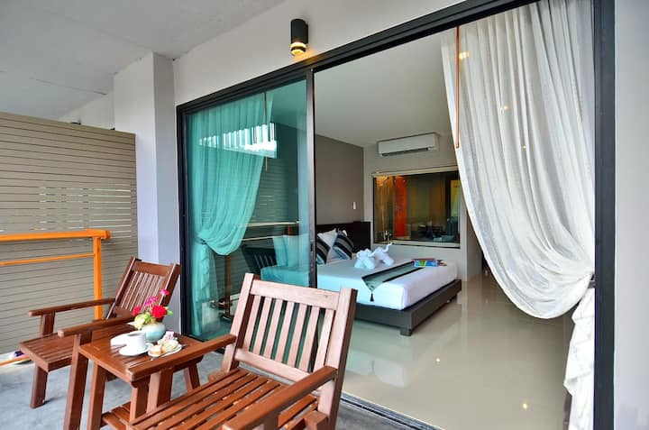 King-bed Pool View With Balcony - Koh Samui