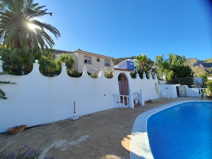 Villa With Heated Pool - Gandia